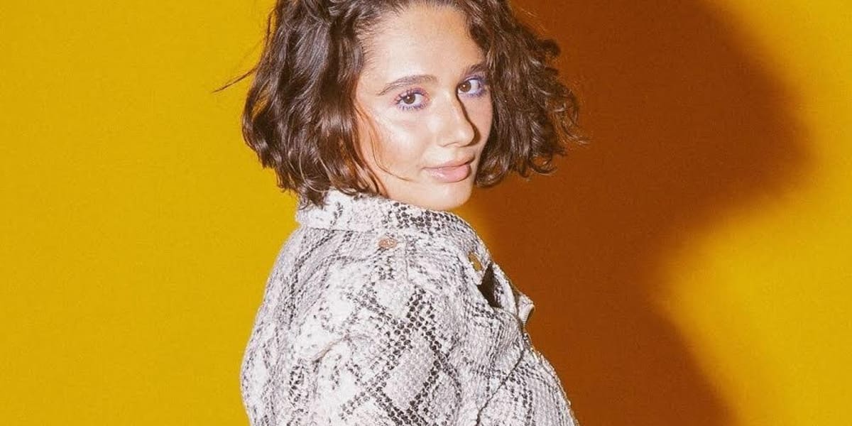 Meet Montreal Songstress Kallitechnis