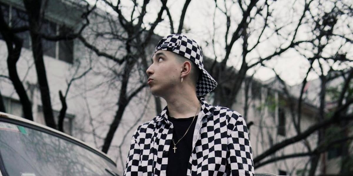 Escucha Feminicidio, un rap de Alexis Chaires