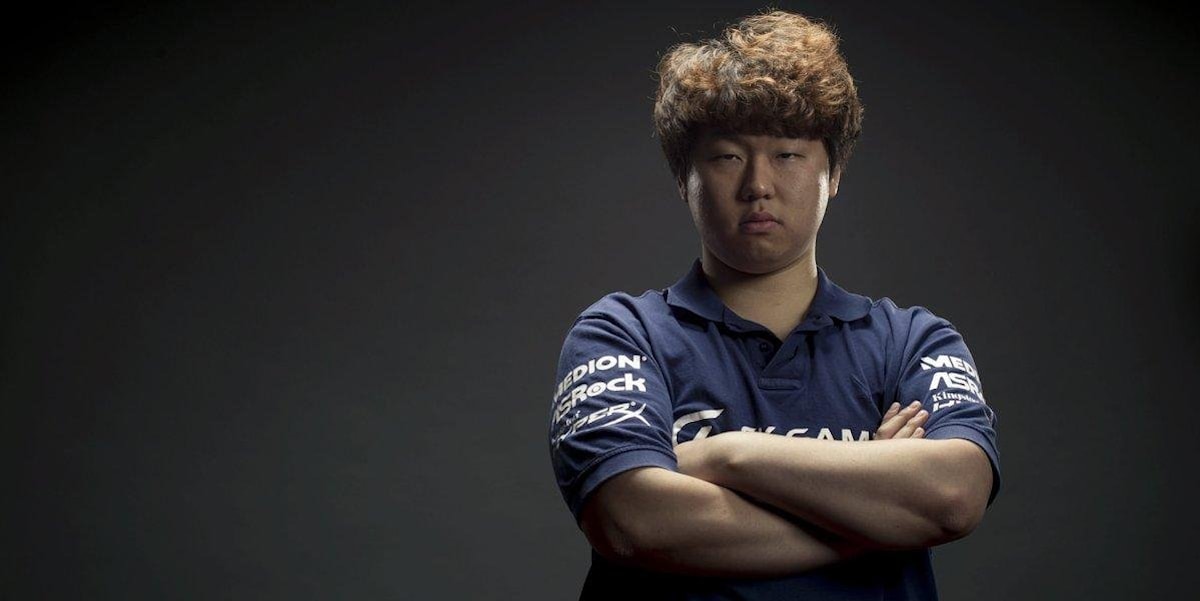 Meet MC, the legendary Protoss player