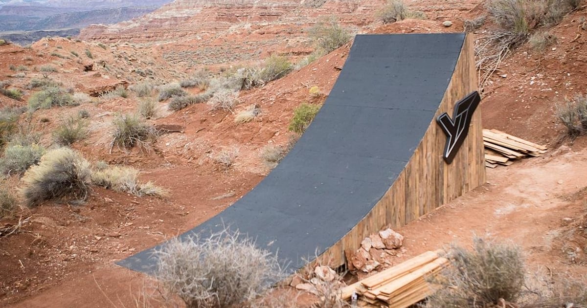 Red Bull Rampage 2015 YT Industries Step-Up Jump