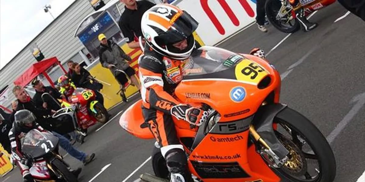 Blog | Tarran out of luck at Knockhill BSB