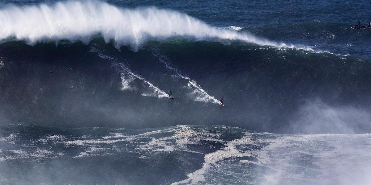 Sessions: Primer día de grandes olas surf Nazaré vídeo