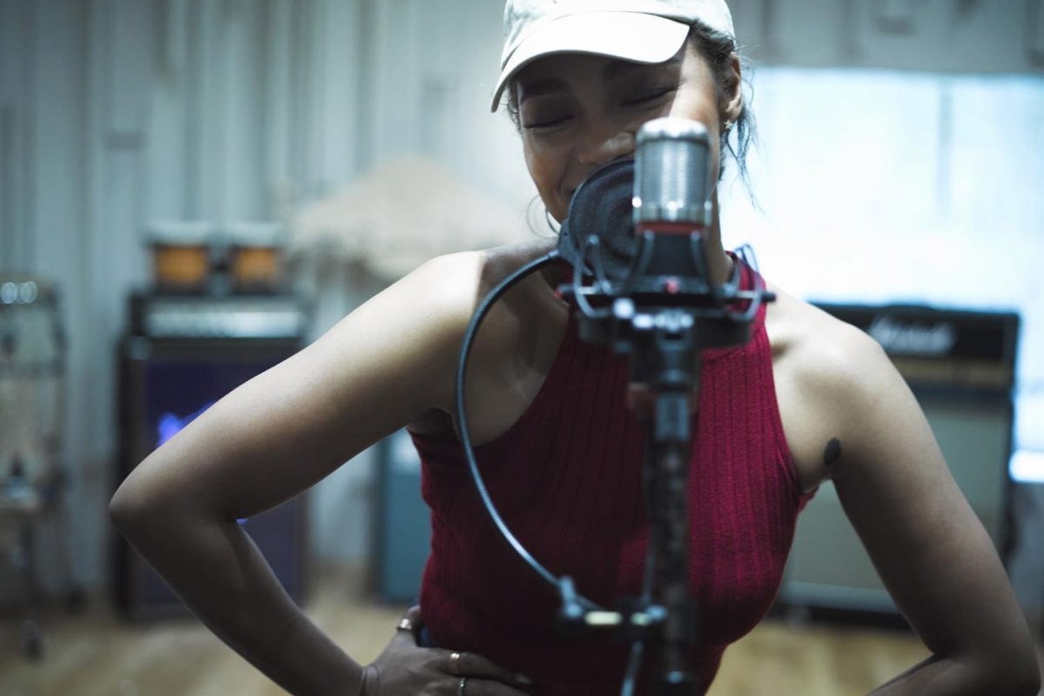 5 MINUTES WITH: CRYSTAL KAY(クリスタルケイ)｜レッドブル