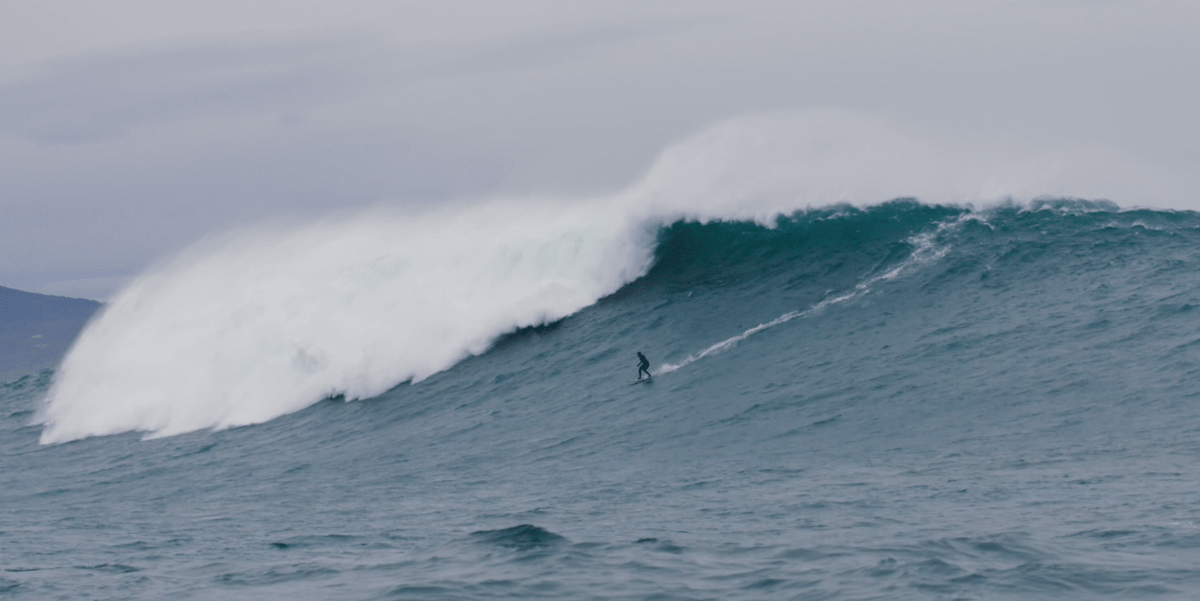 Justine Dupont Belharra Surf XXL Video