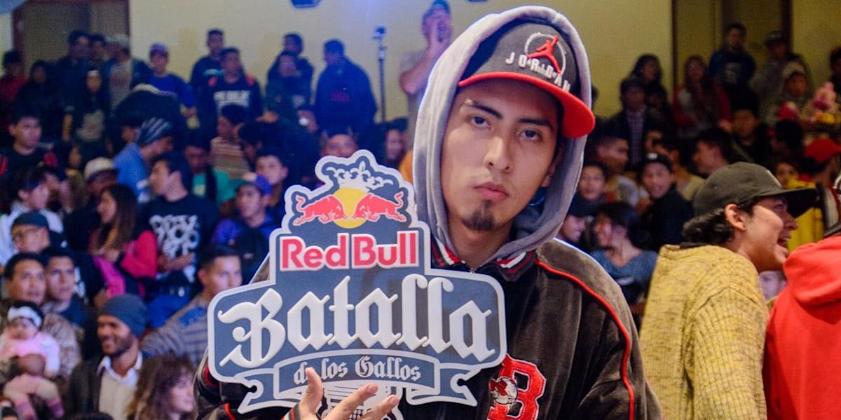 Red Bull Batalla de los Gallos tiene gallo boliviano.