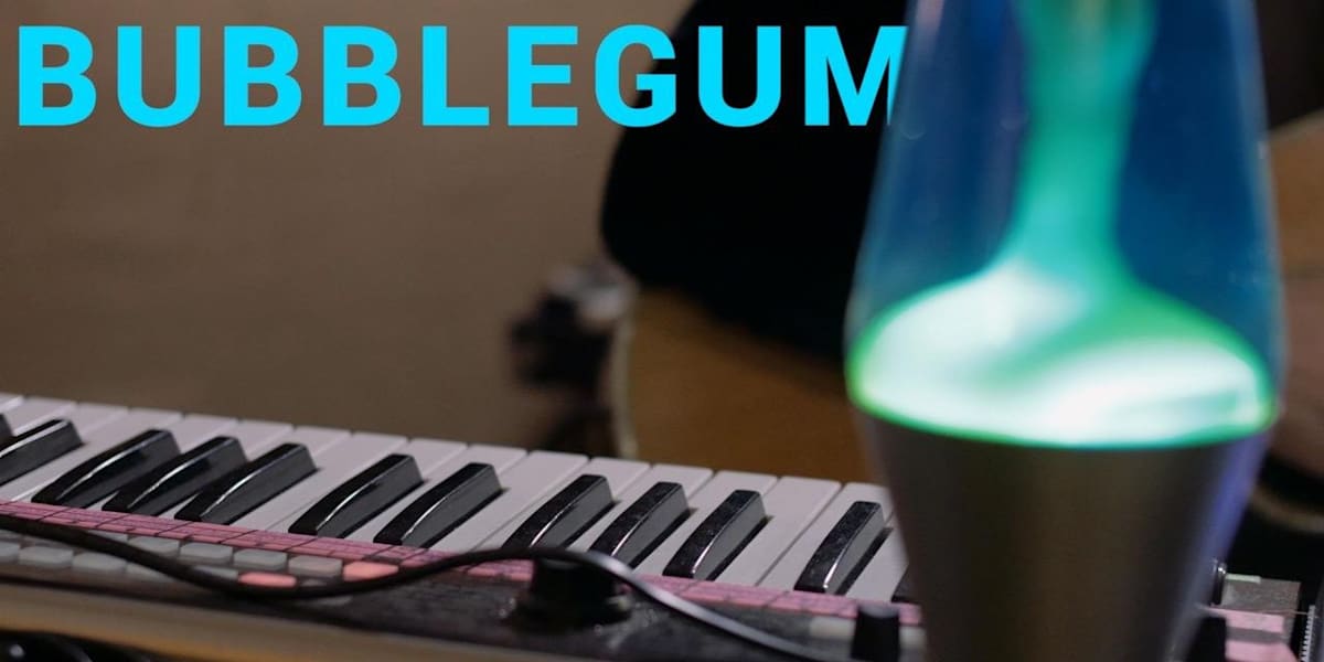 Mystery Jets - Bubblegum