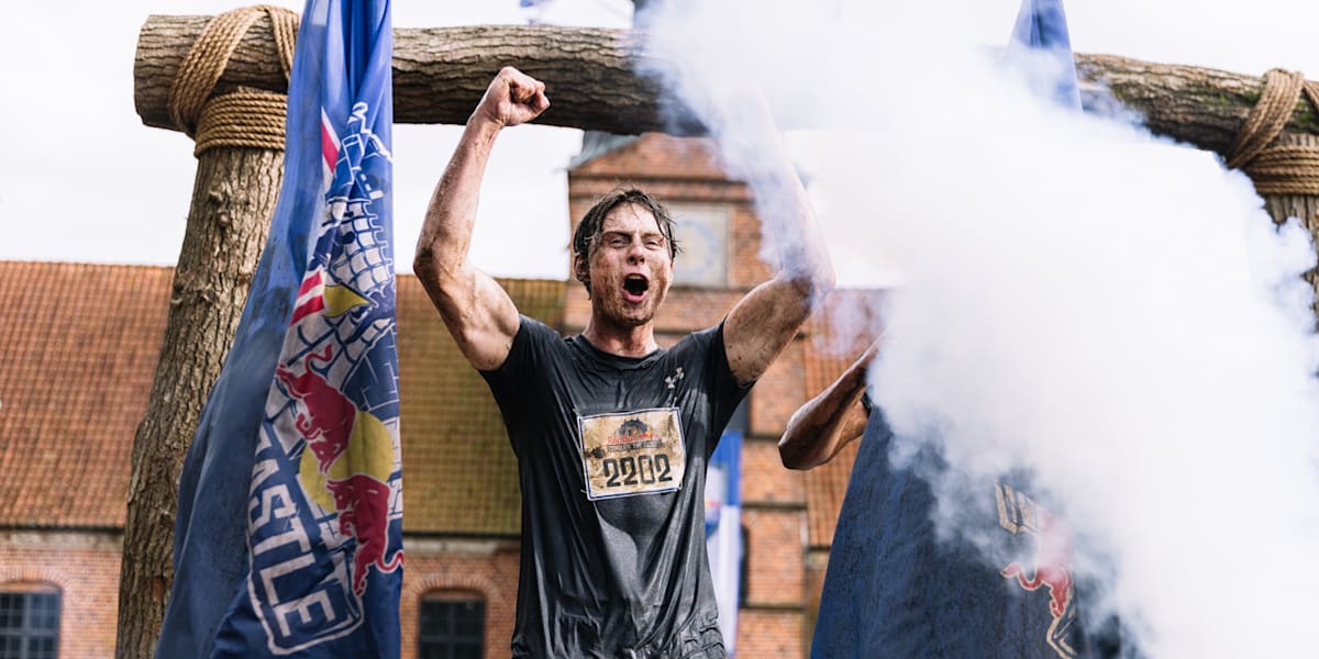 Her er ALLE deltagerbillederne fra Red Bull Conquer the Castle 2022