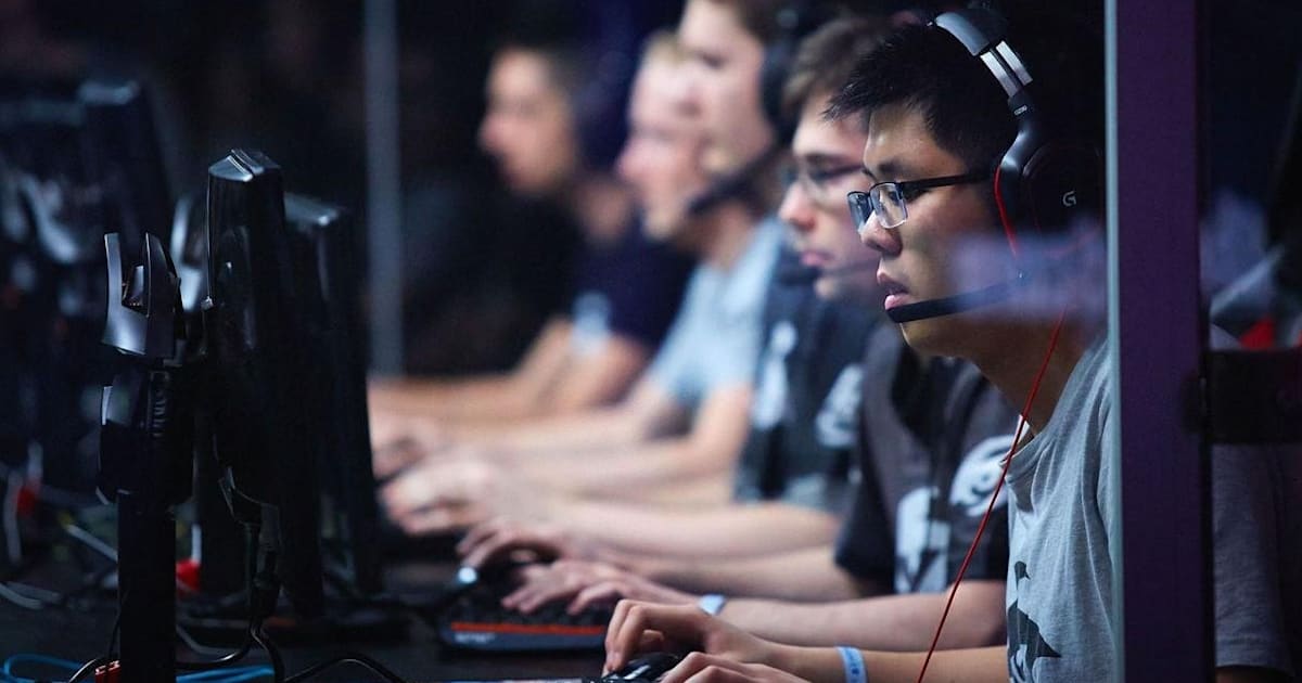 Dota 2 Mania Major: Eternal Envy on the new Team Secret