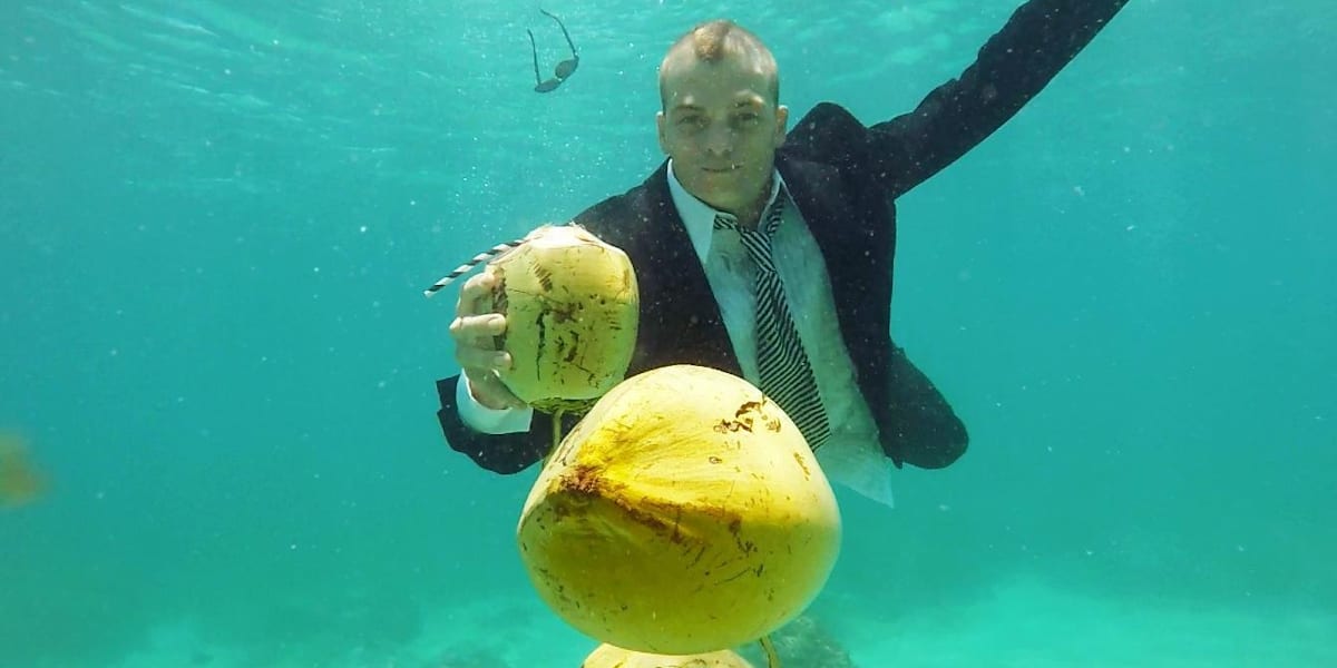 The world of Coconut Willie from Maui