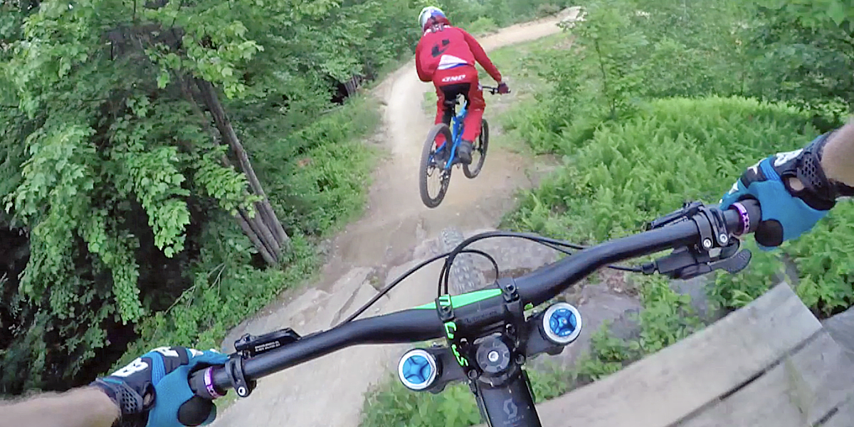 Aaron Chase : une descente VTT sans freins + VIDEO