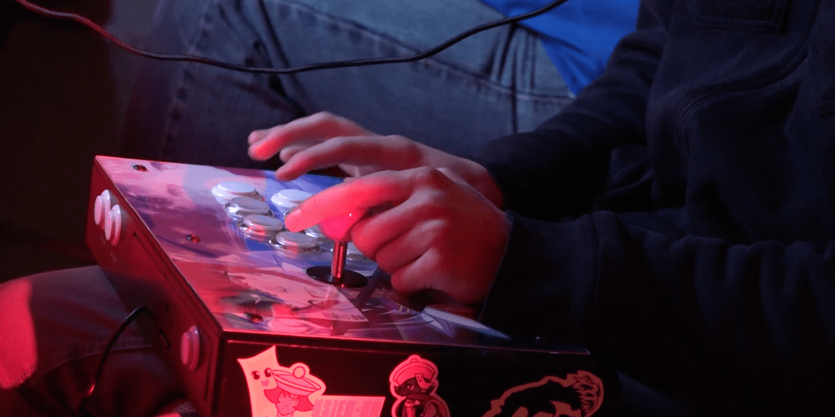 UltraDavid's Ergonomic Controller Makes Games Easier