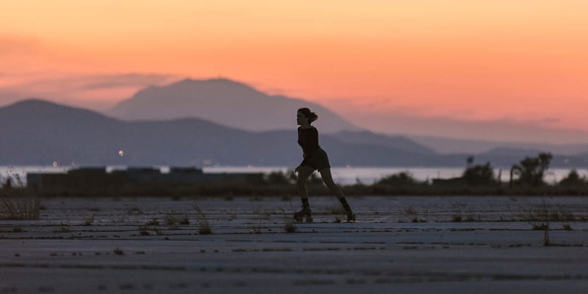 Beyond the Ordinary S1 E9 Chicks in Bowls roller skates