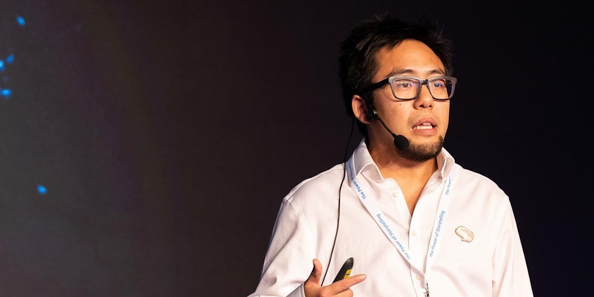 Interviu cu Robin Kwong, jurnalist la Financial Times