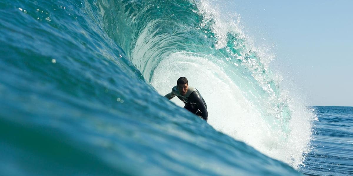 Surf *video* No Contest: West Australia | Red Bull Surf