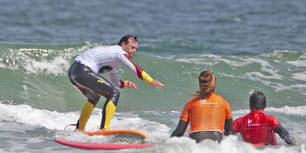 Surf adaptado: surfistas con discapacidad que inspiran