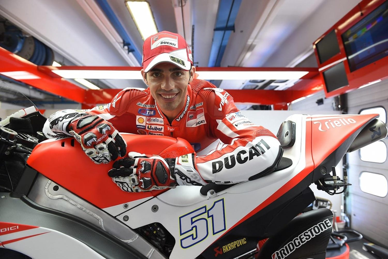 Michele Pirro Ducati: intervista al pilota ovunque