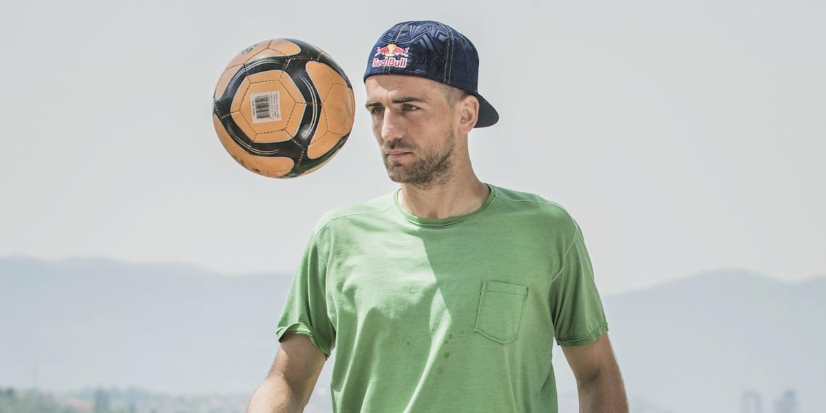 Vedad Ibiševic Soccer Football