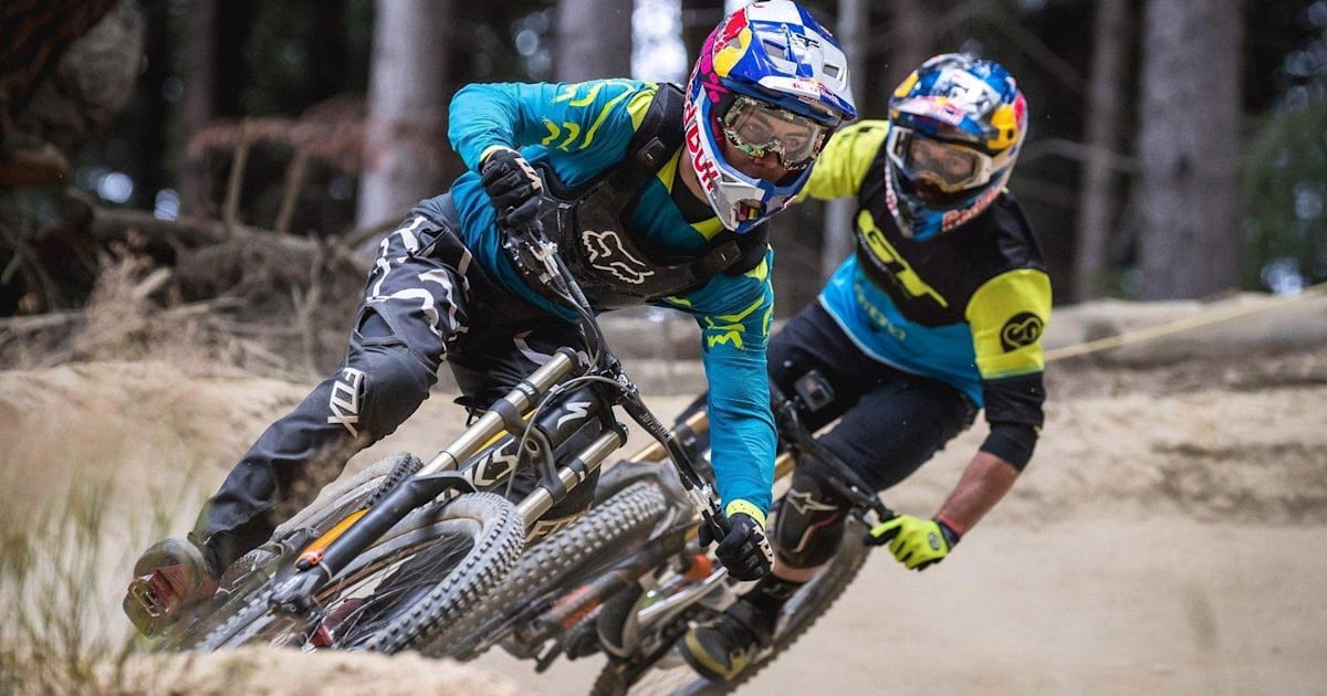 Red Bull DH stars ride Skyline Bike Park in NZ +video+