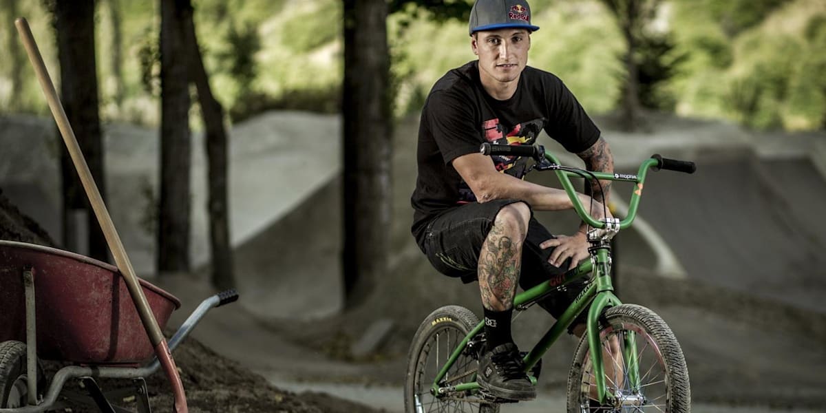 Song Shuffle: 10 Cuts on Anthony Napolitan's Phone