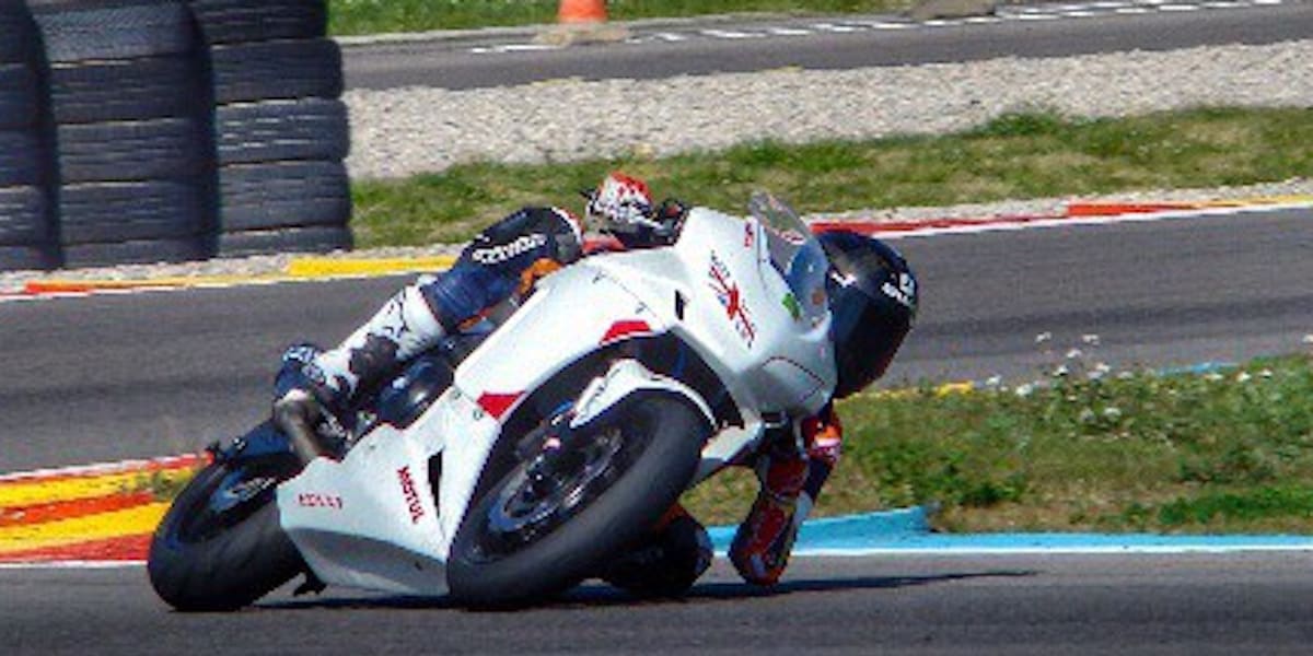 Blog | Dan Jones with a new style for 2018