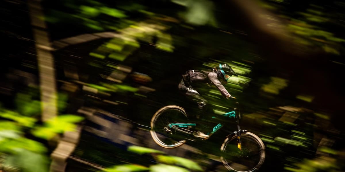 Phil Atwill: Γνώρισε τον Έλληνα mountain biker