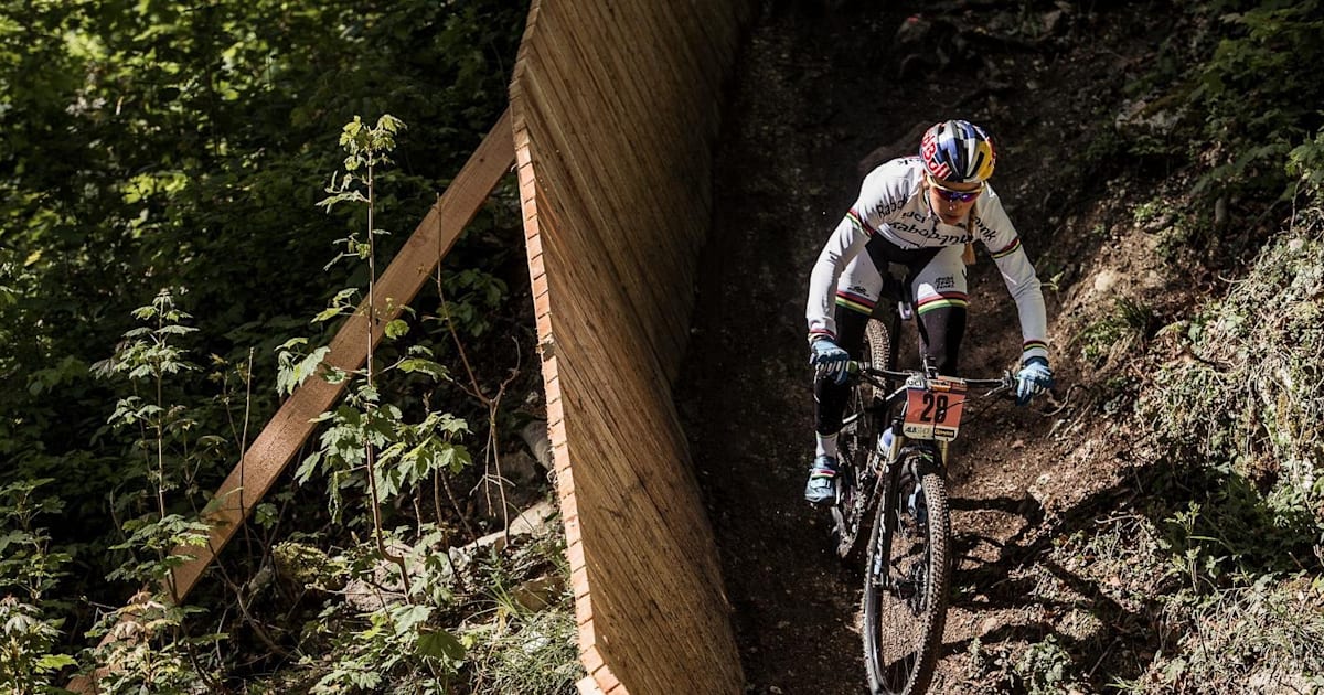 Pauline Ferrand-Prevot | Bio, Palmares, photos