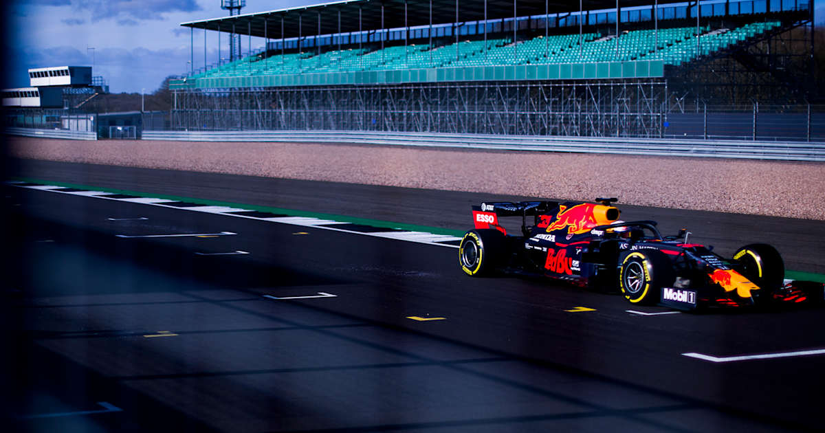 RB16 Here To Charge