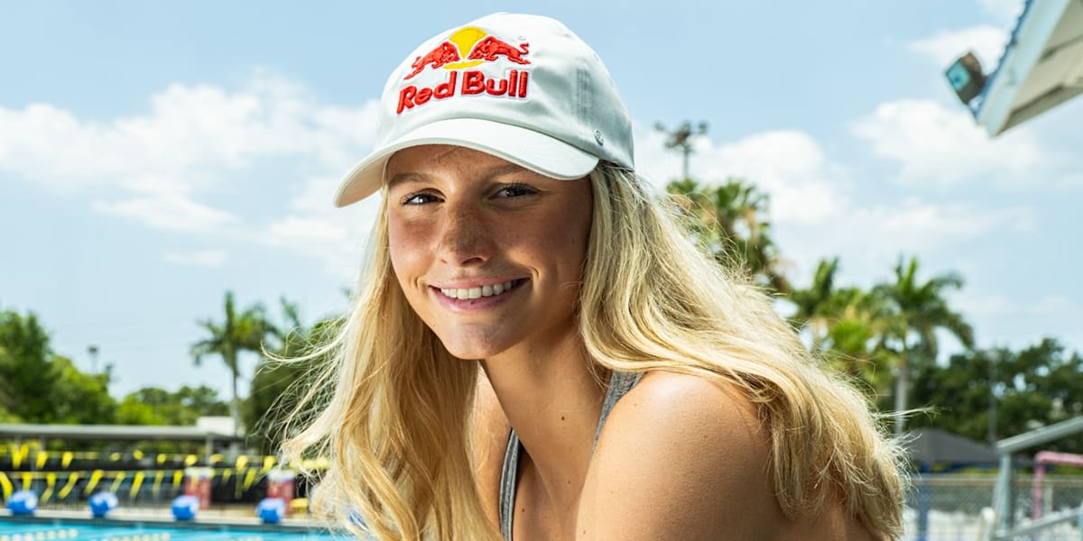 Summer McIntosh: Swimming – Red Bull Athlete profile