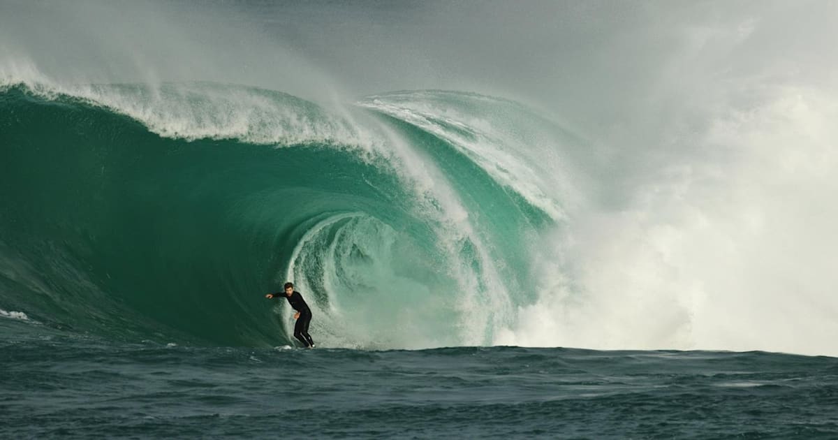 Andrew Mooney video: Taking Off big wave surf slabs