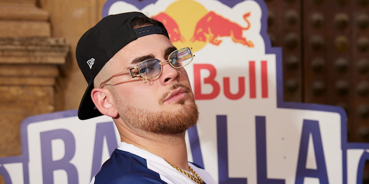 Mnak gana la regional de Granada de Red Bull Batalla.