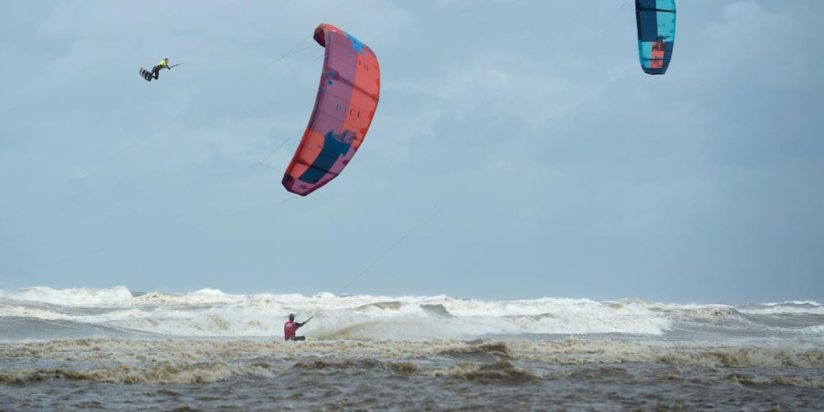 Red Bull Megaloop 2019: kiteboarding highlights