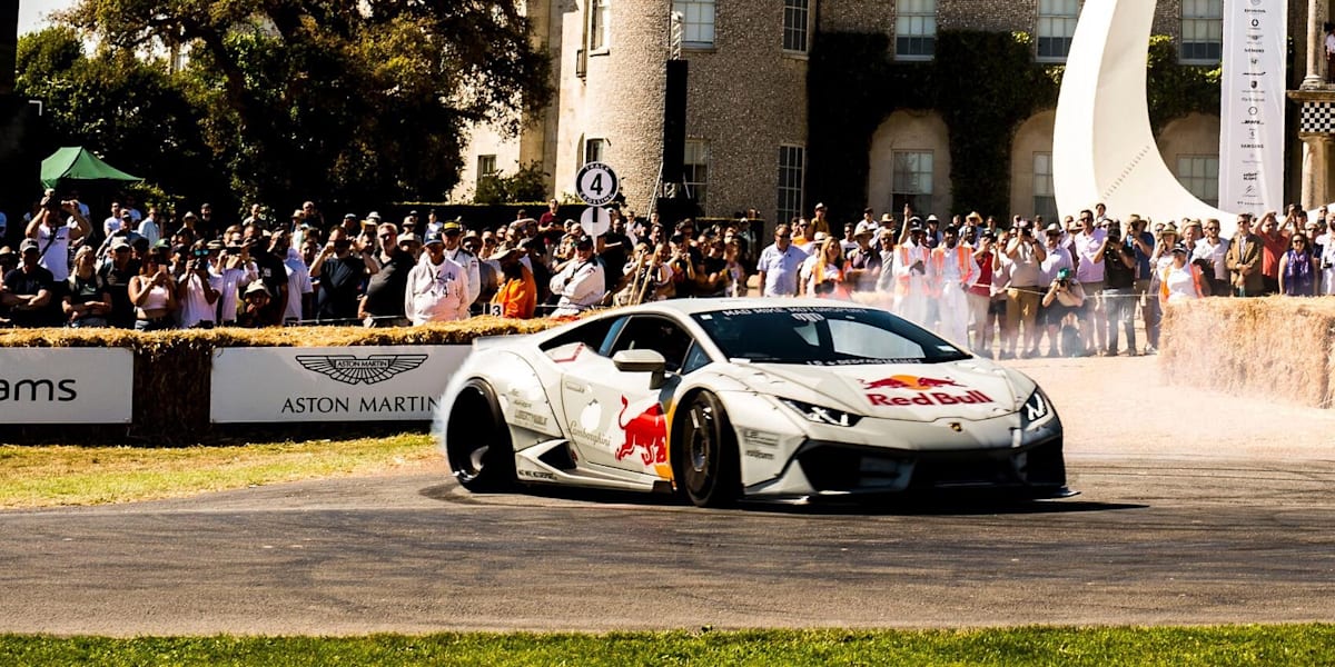 Drift Lamborghini S1 E5: 'Mad' Mike Whiddett – video