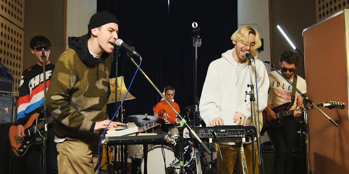 UK pop band Bad Sounds ++videos++ | Red Bull Music