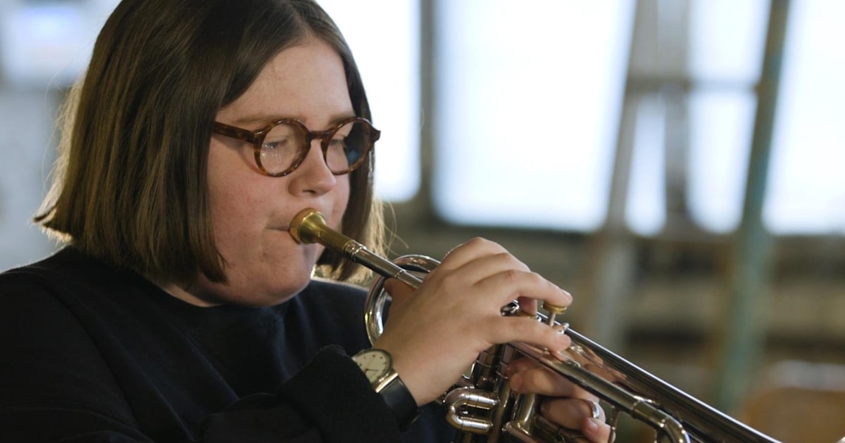 Emma-Jean Thackray: Exclusive session video | Red Bull