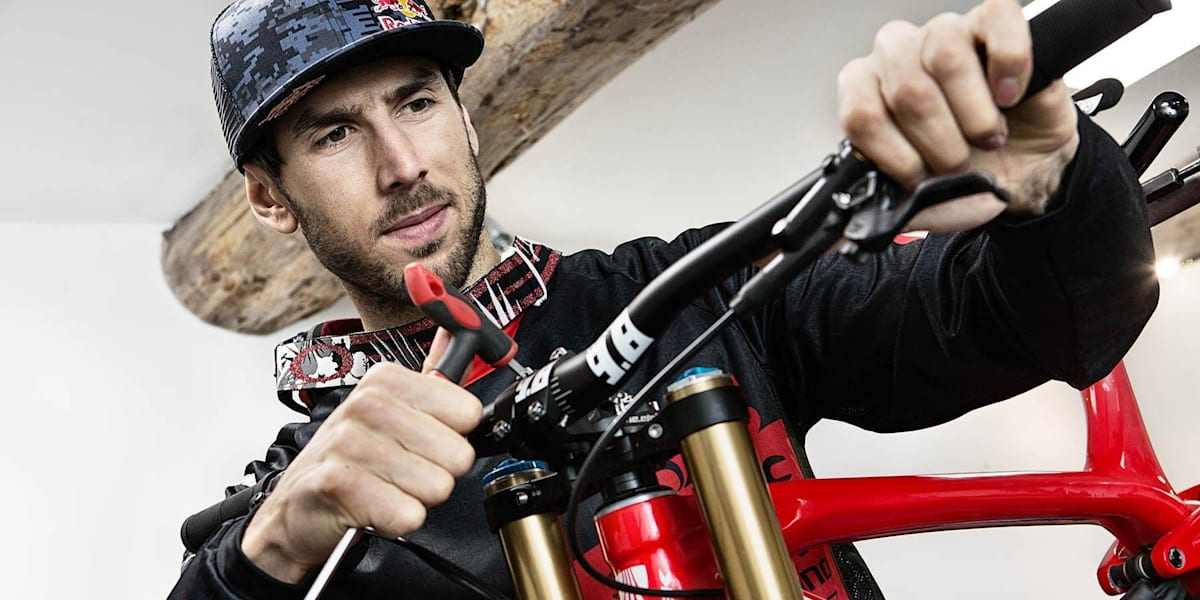 12 Bike Hacks to Make Your Bike Ride Like a Pro’s MTB