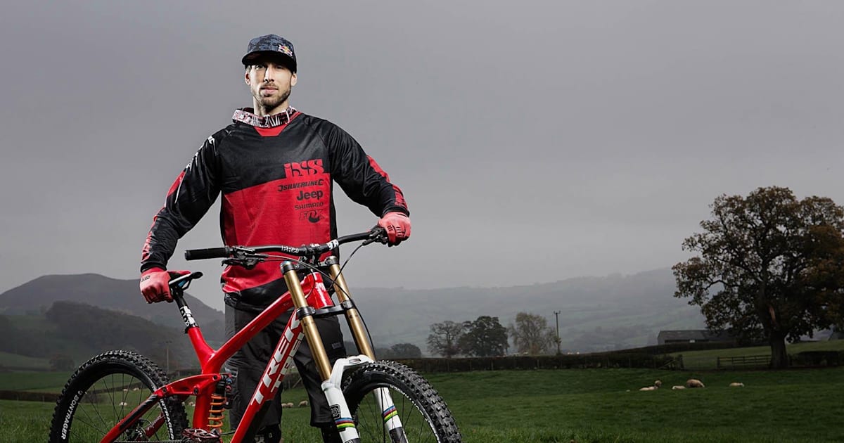 The ultimate core workout: Get Gee Atherton’s six pack