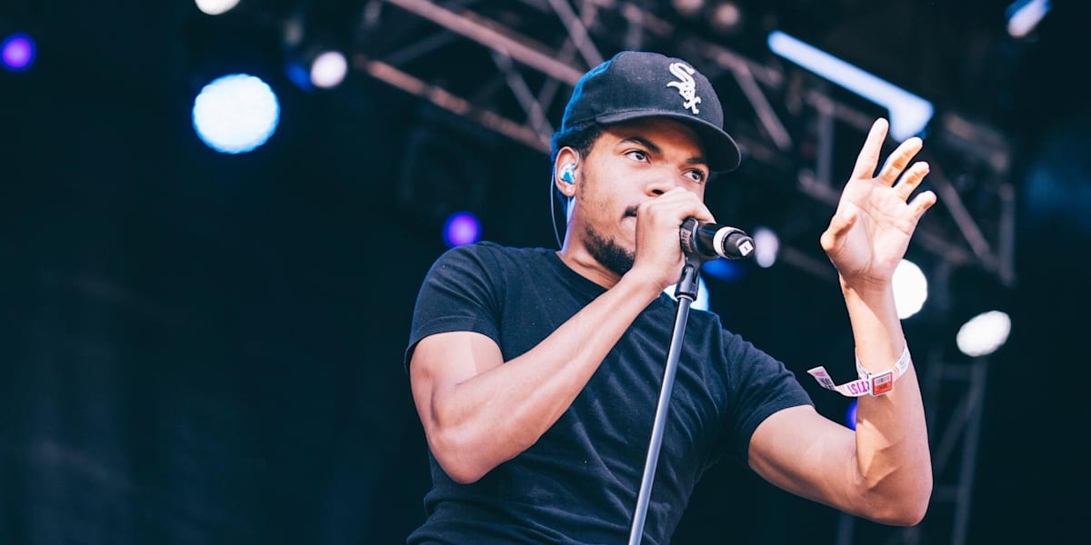 Chance the Rapper Brings Out Jeremih on 'SNL' | Concert