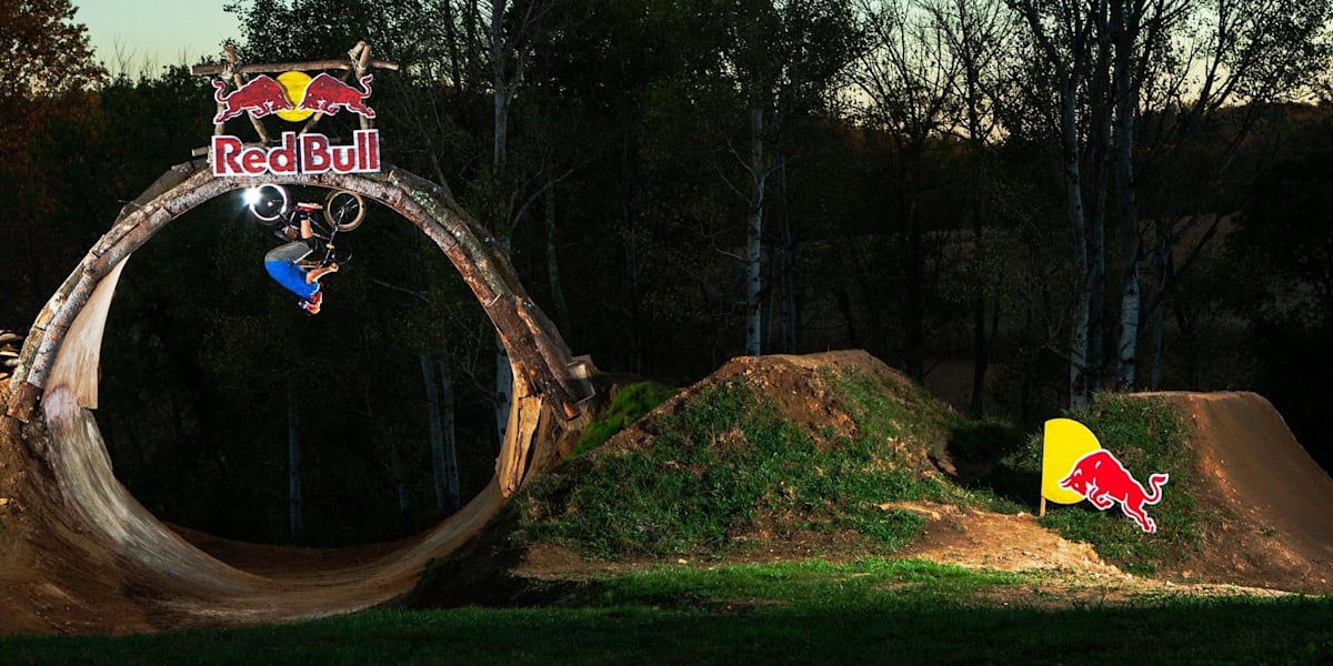 Photos: Mike 'Hucker' Clark's Full Loop on Dirt