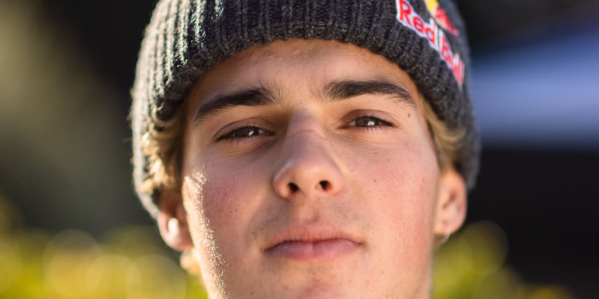 Nico Porteous' first time landing back-to-back 16s