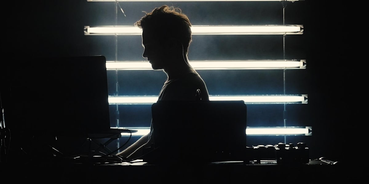 See.Hear.Now: sesión de David August