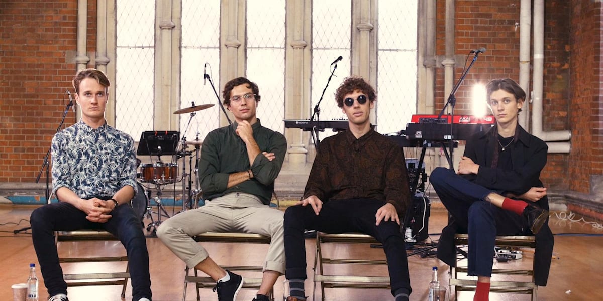 Australian band Tora perform Too Much and Blame