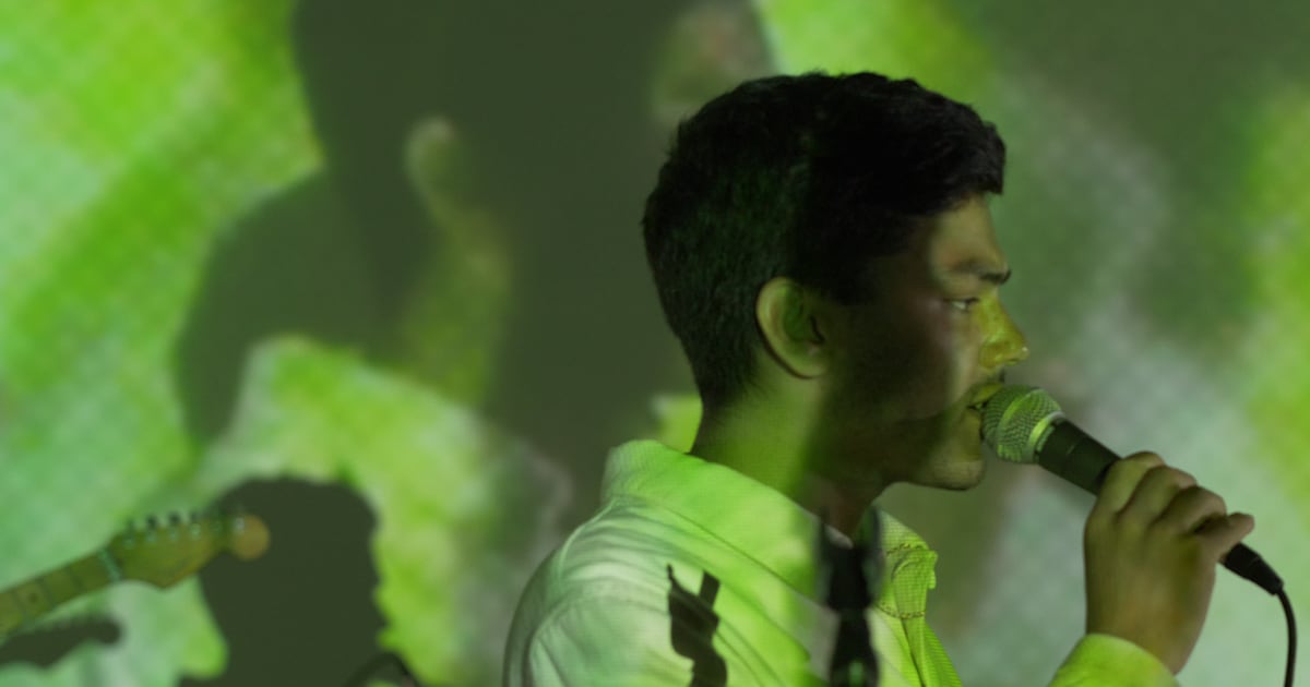 Jamie Isaac performs Doing Better and Maybe ++videos++