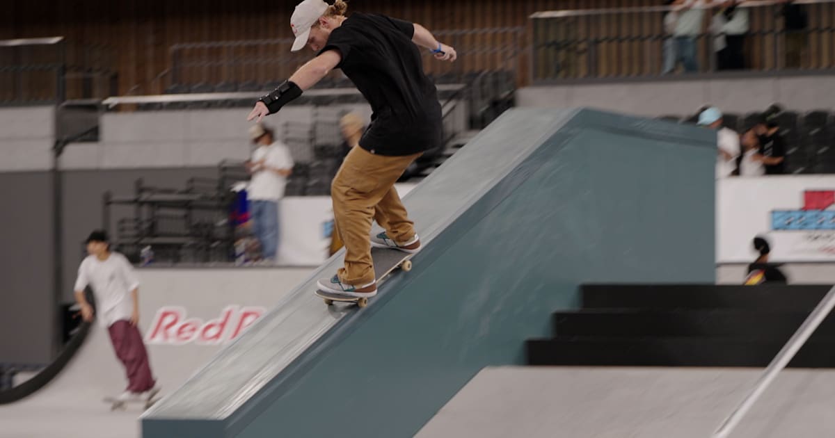 Uprising Tokyo extra: Jamie Foy skateboarding in Tokyo