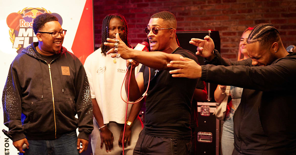 Red Bull Mic Flex | 4 rappers do battle