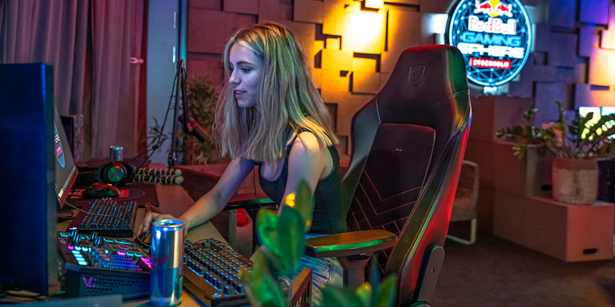 Anna Cramling - the chess queen of Sweden