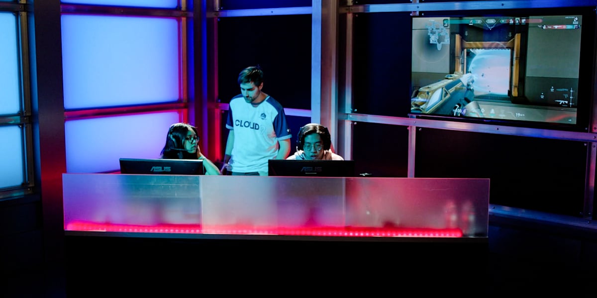 Class in Session S2 E2: VALORANT maps / movement, Renox