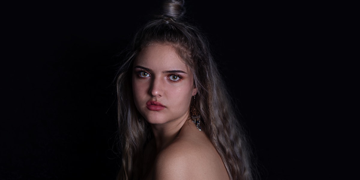 Tatum’s debut single “Broken” is a moody, broody ballad