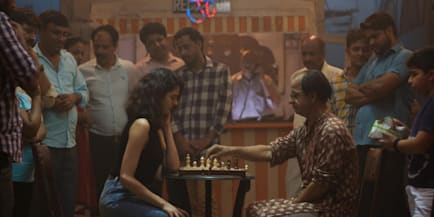 Tania Sachdev plays chess on the streets of India