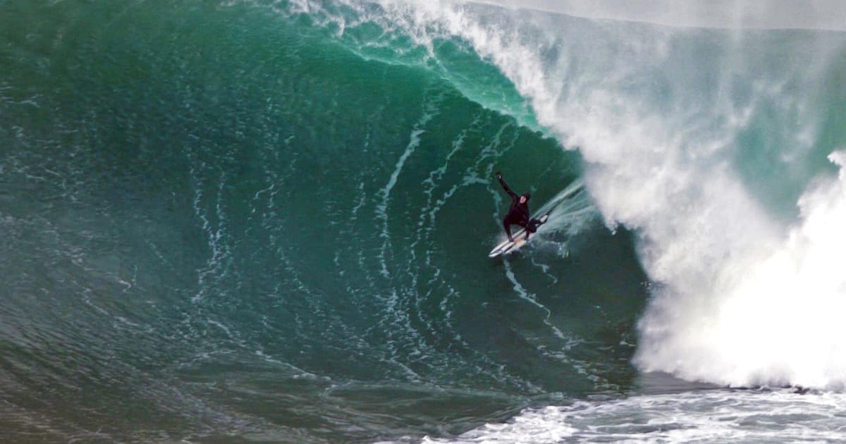 Sessions: Natxo González hace surf en Irlanda