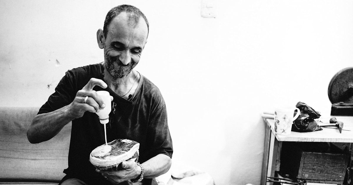 Julian Molina | One-legged BMX rider | Red Bull Bike